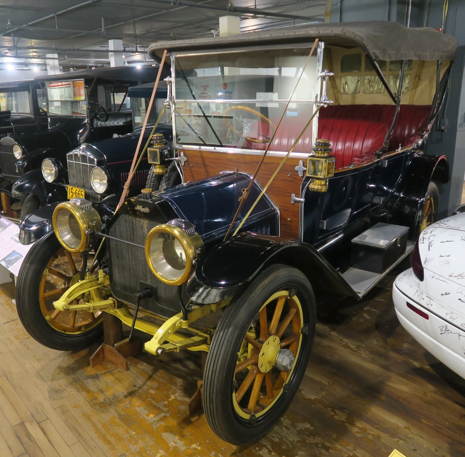 Canadian Vehicles — Canadian Automotive Museum