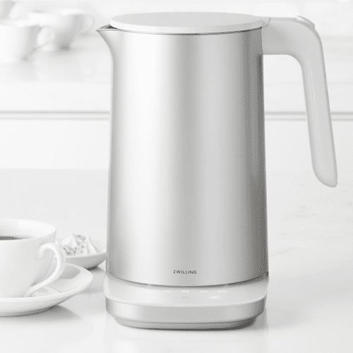 Kitchen and Hosting Essentials for Your Wedding Registry: Practical ...