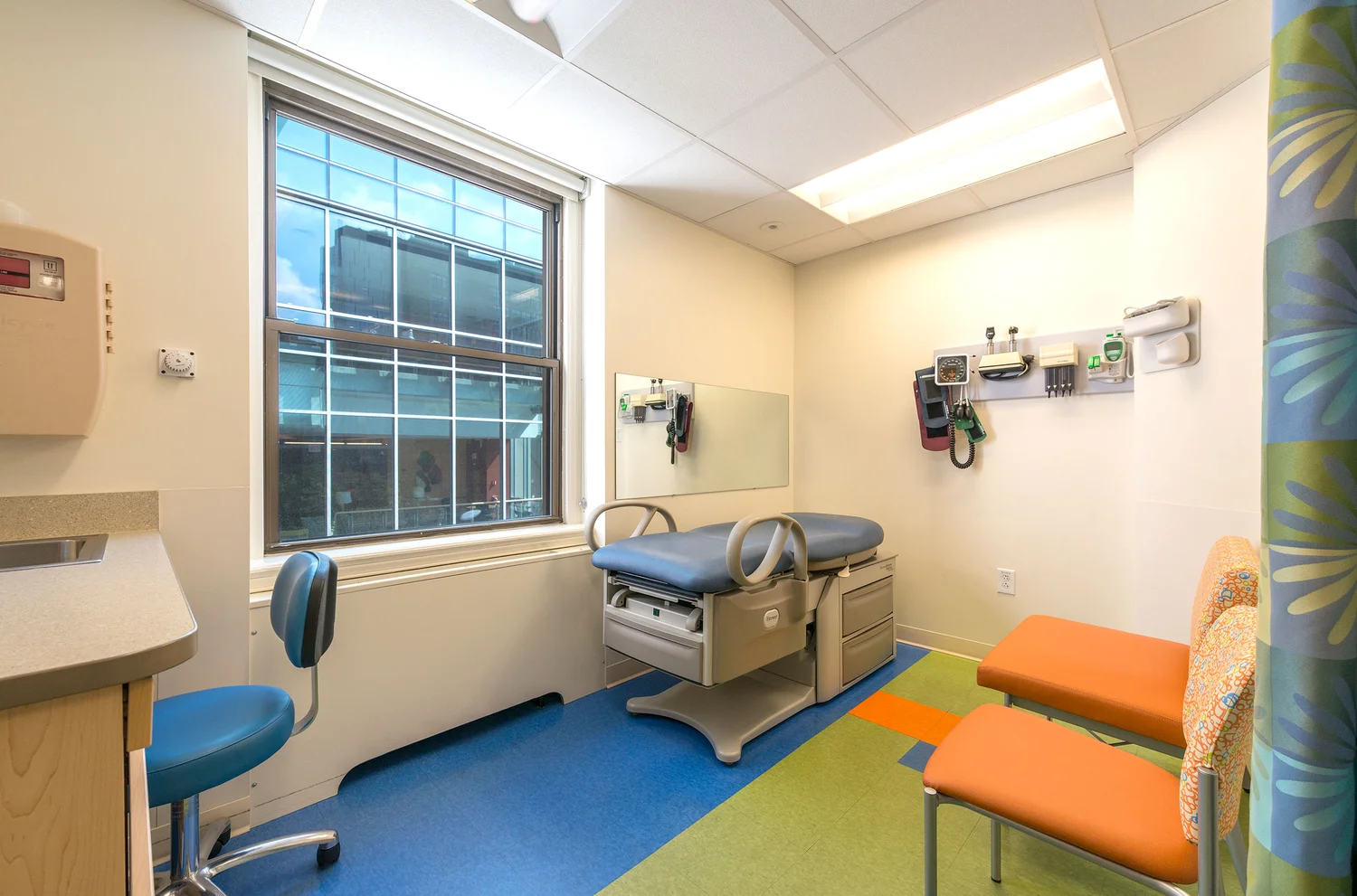 Pediatricians Room