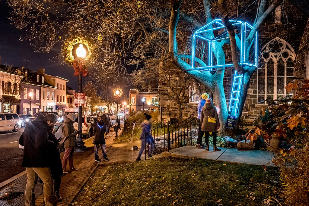 Georgetown GLOW DC
