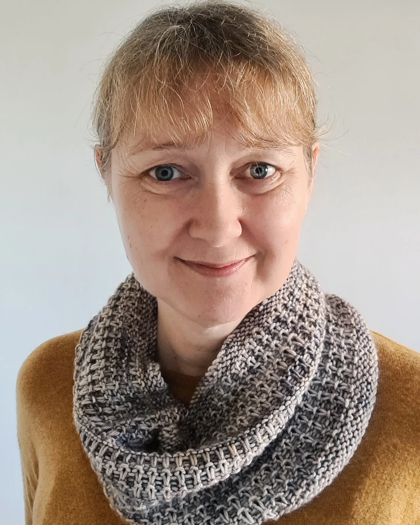 Barn Door Cowl — Louise Tilbrook Designs