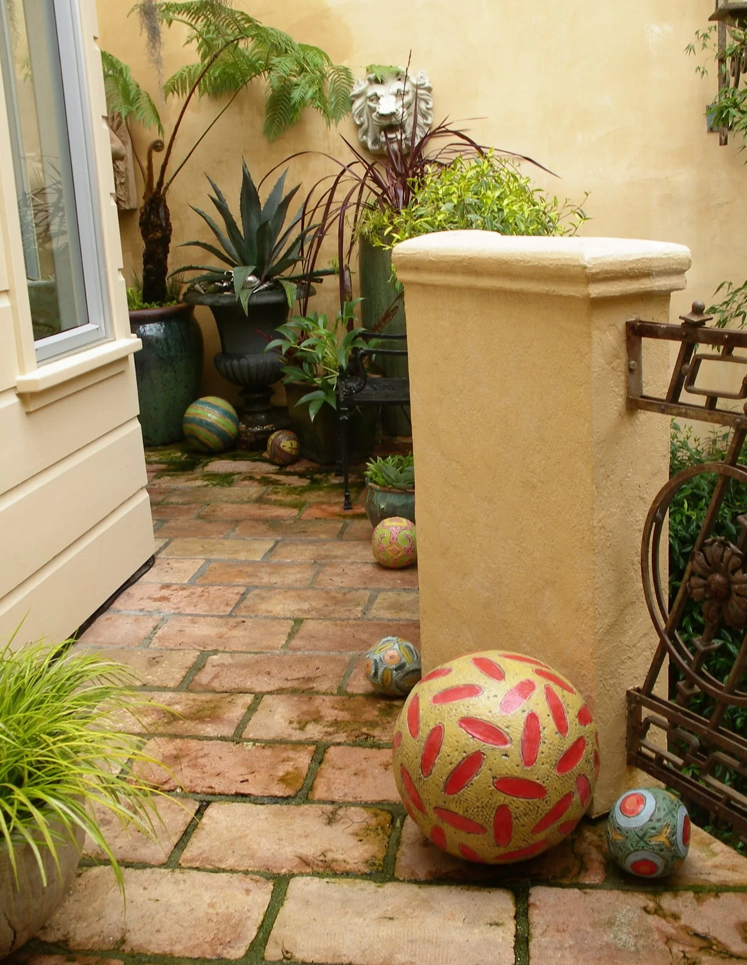 Garden Art — Barbara Vanderbeck