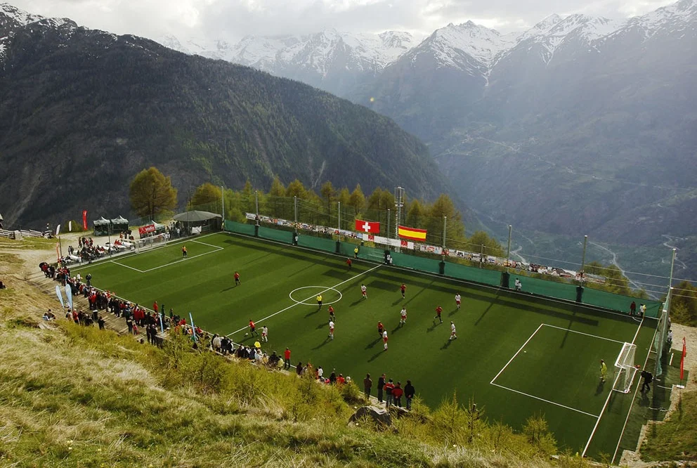 SUMMIT SOCCER ACADEMY