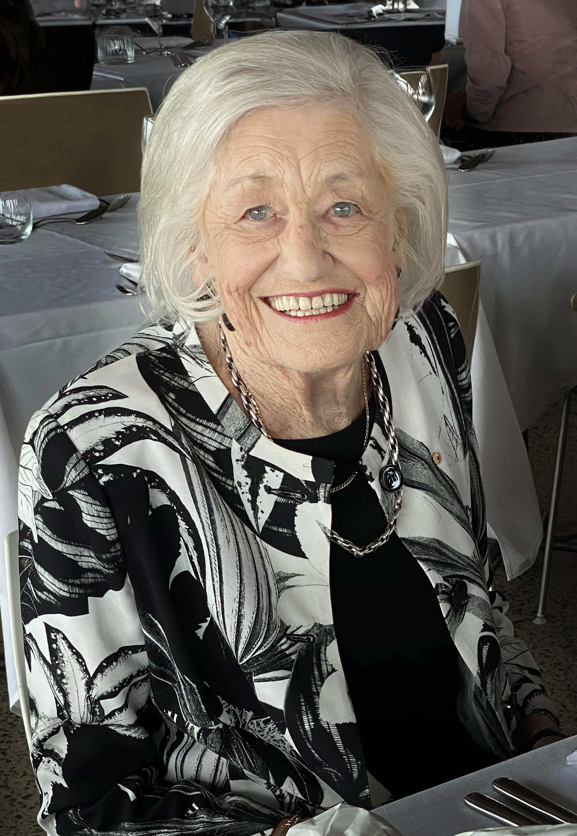 Dr Elizabeth Grant AM — Mac.Rob Foundation