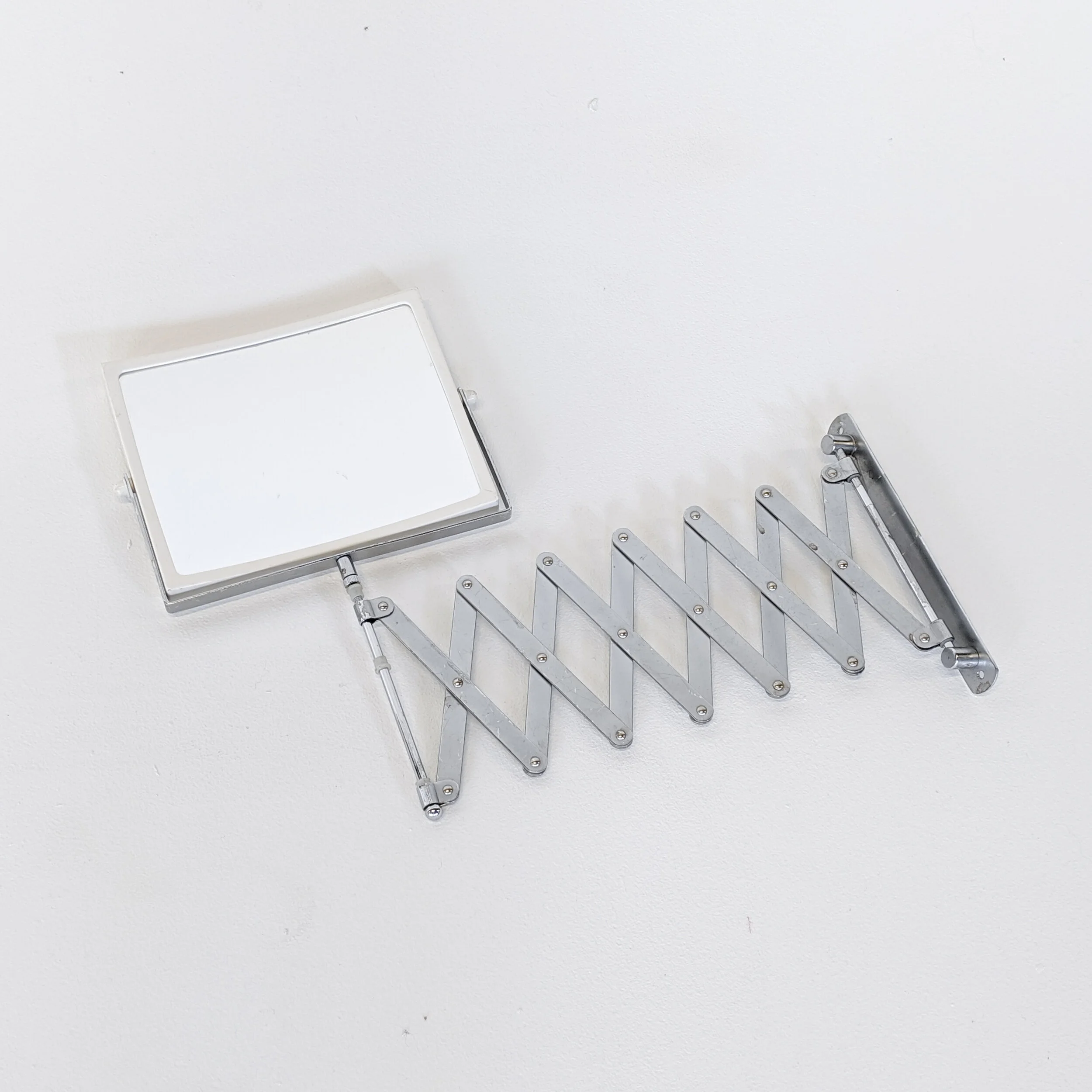 Mirrors and Frames Prop Rentals — Hook Props