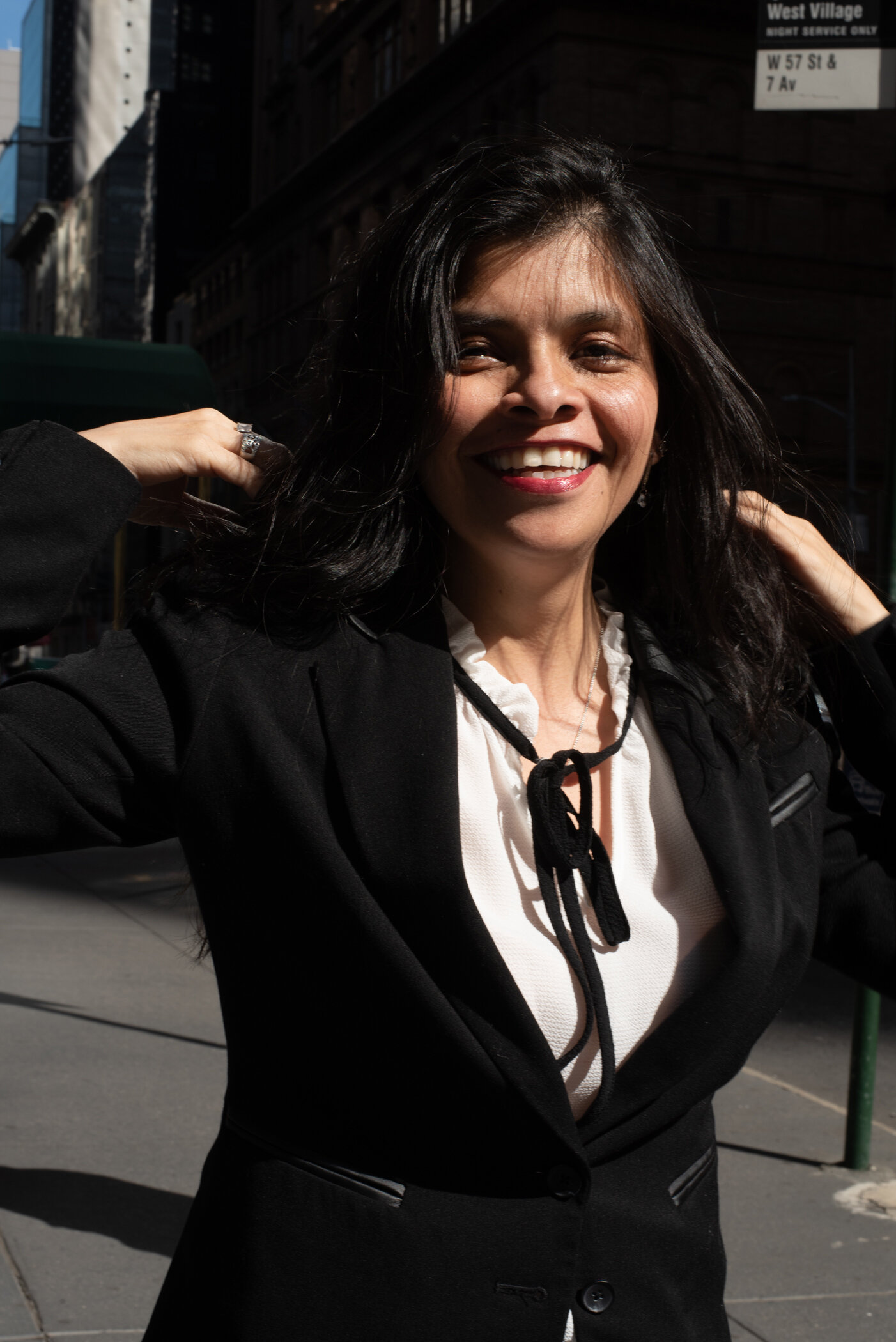 CONTACT — Studio Rayn