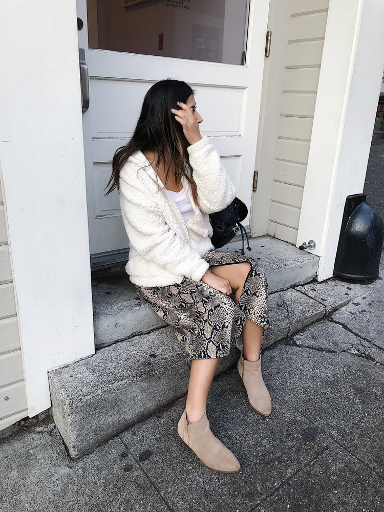 How To Dress Chic in Seattle Weather — Love, Sara Faye