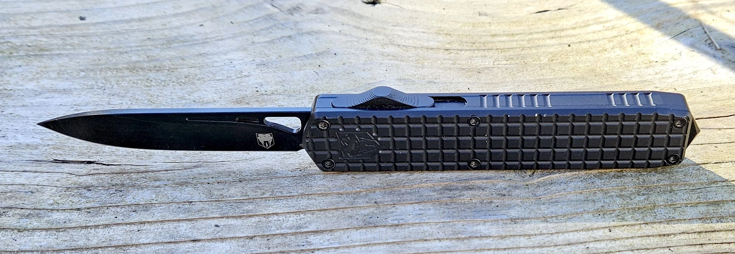 Cobratec Large Black Mamba — Firearms Insider