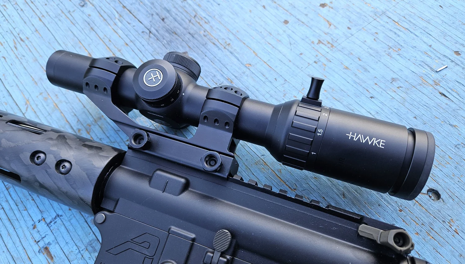 Hawke Vantage 30 1-8x24 Fiber Dot — Firearms Insider