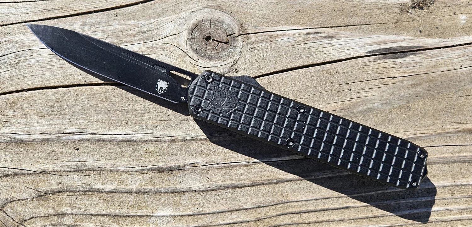 Cobratec Large Black Mamba — Firearms Insider