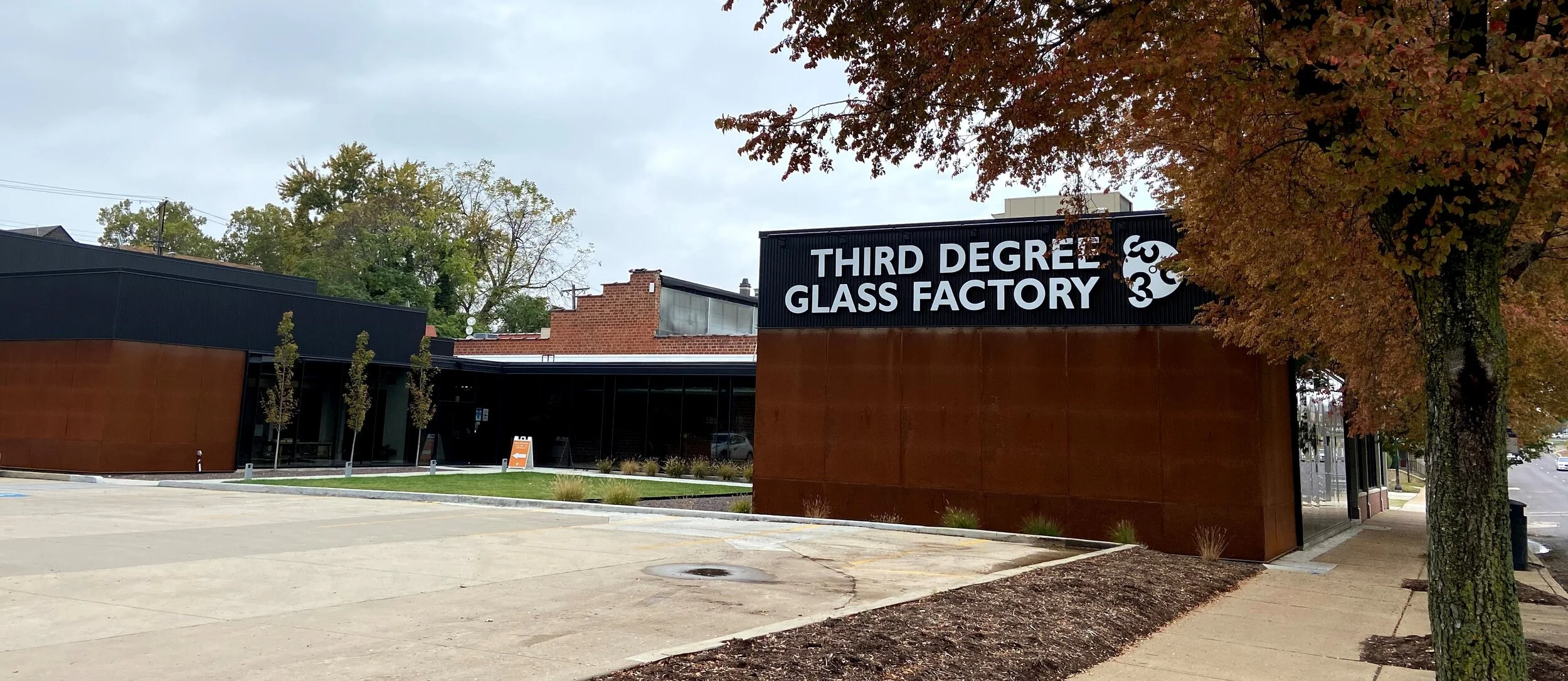 Third Degree Glass Factory: a Studio Tour — Ebb & Flow Arts