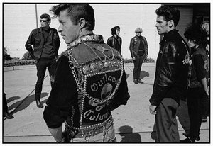 «Dios olvida, pero no los Outlaws» — Agente Provocador