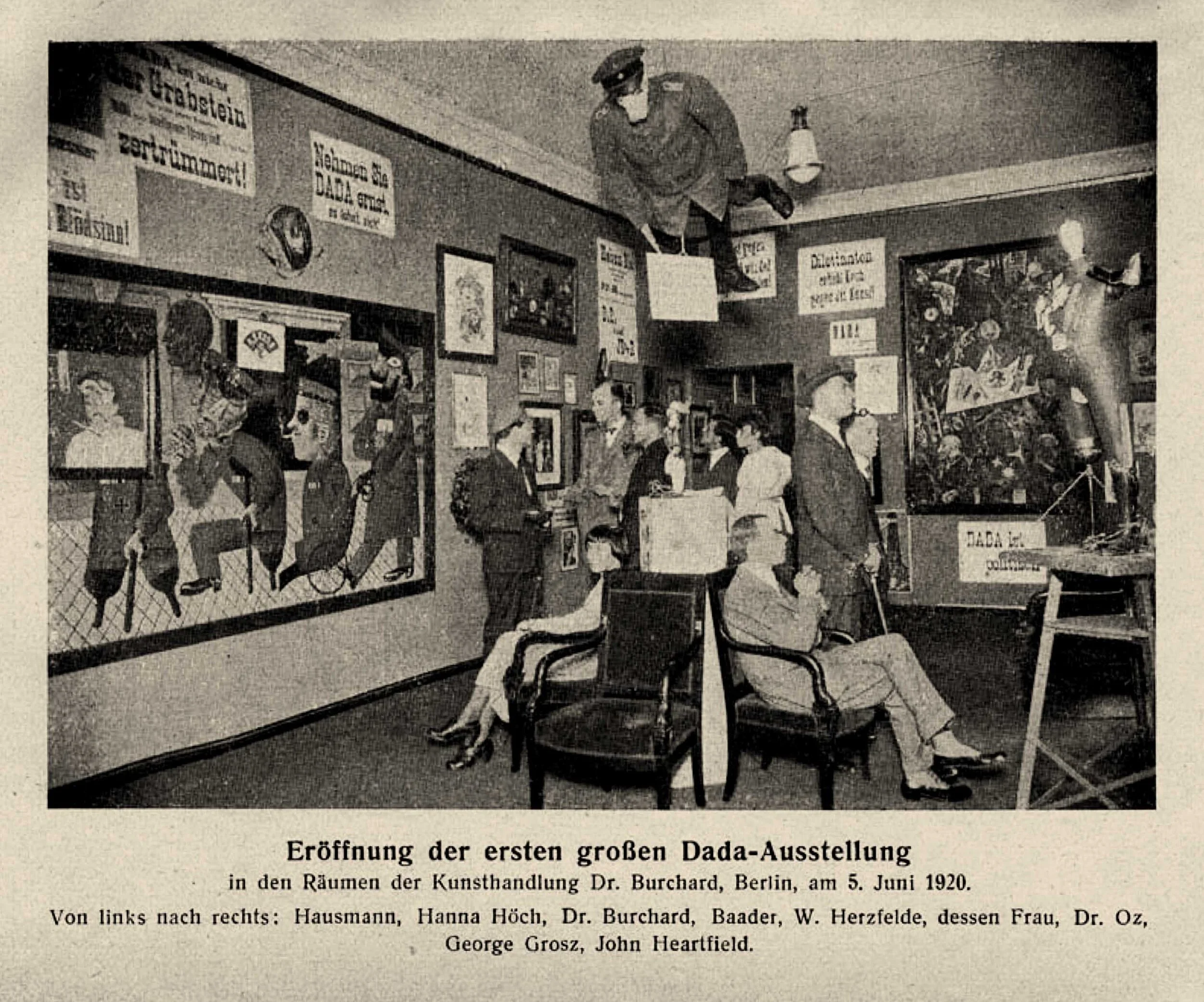 Heartfield: el artista dadá que combatió a Hitler con fotomontajes ...