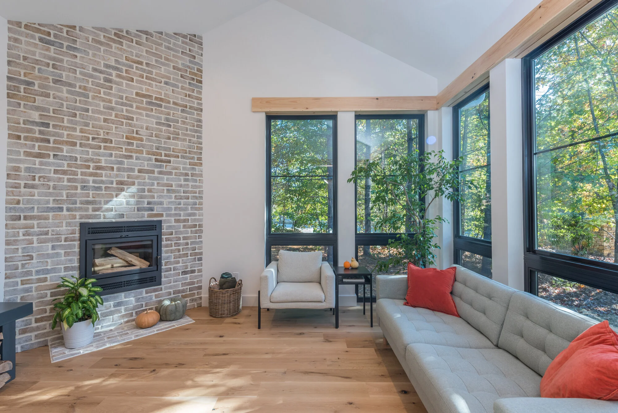 Custom Home Builder in Asheville: Solid Rock Builders