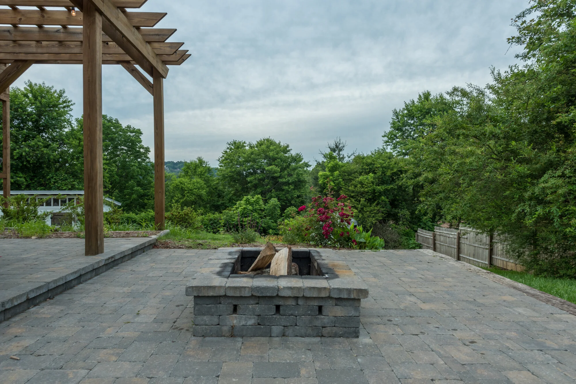Custom Home Builder in Asheville: Solid Rock Builders