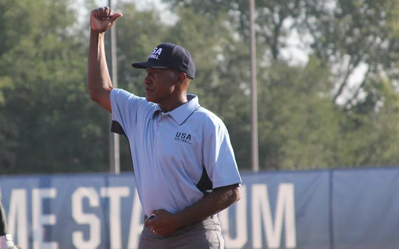 Umpire Safe Softball