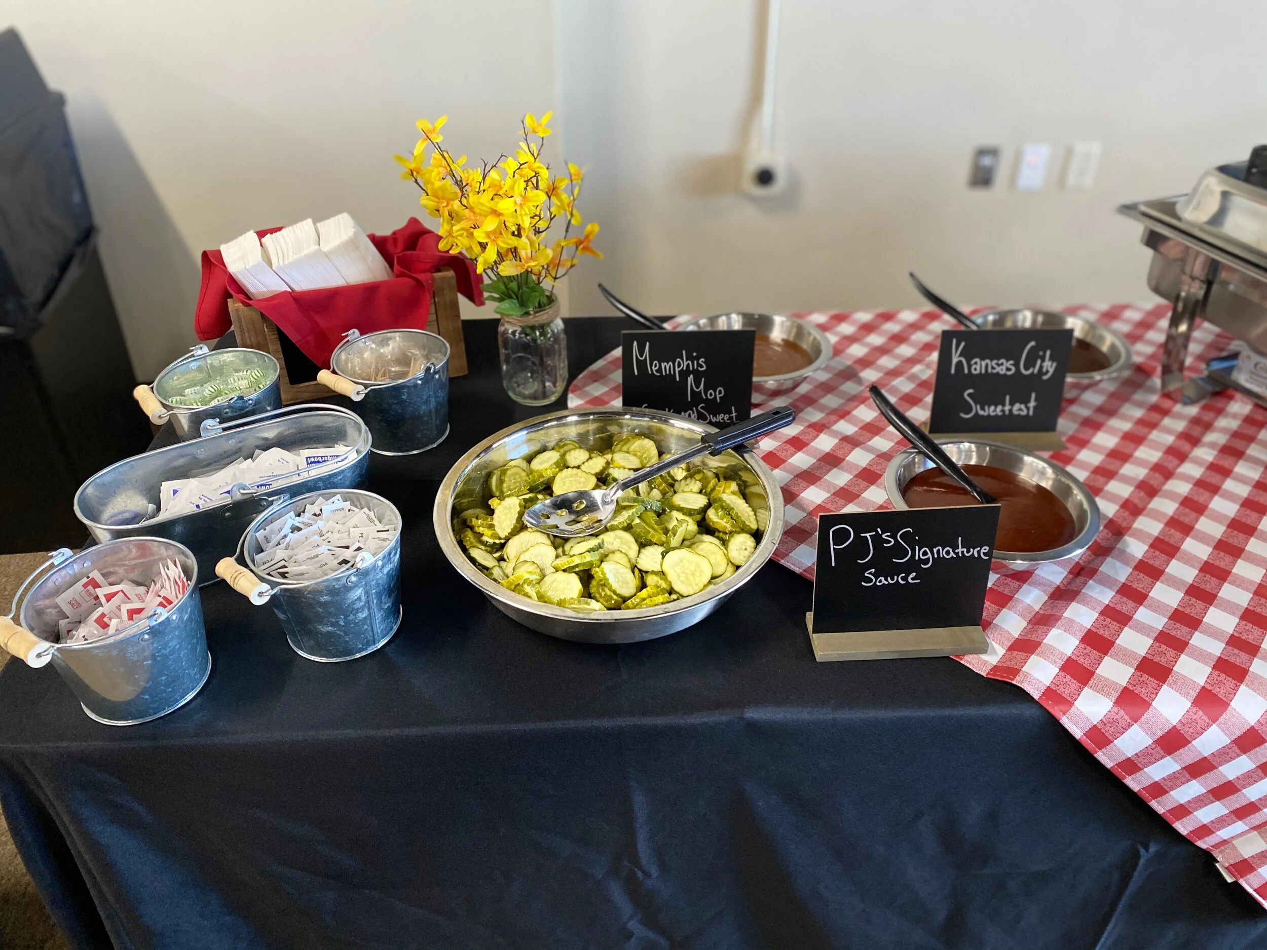 Parker John's BBQ & Pizza