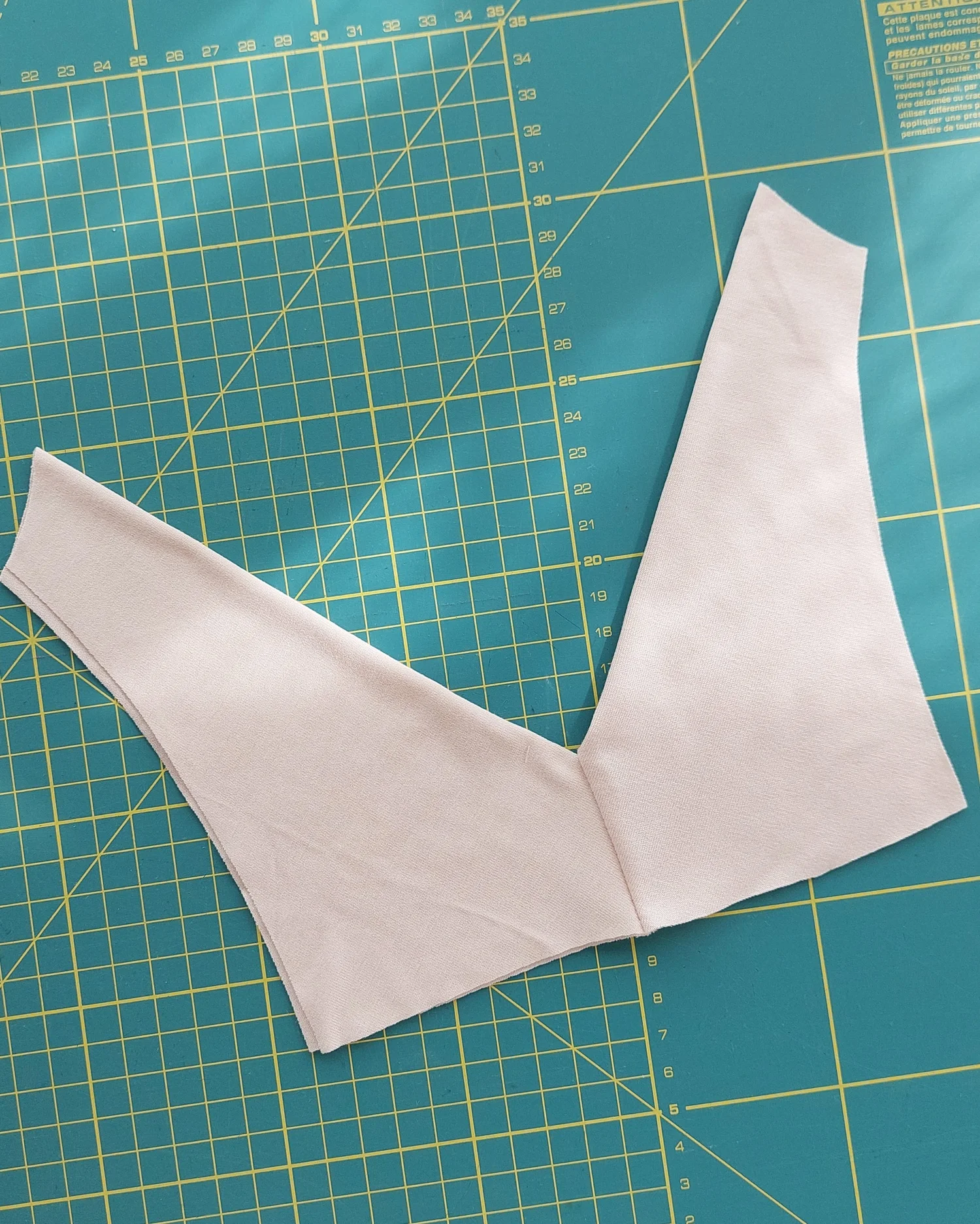 Tutorial: Hanna bralette with removable foam cups // Tutorial: bralette ...