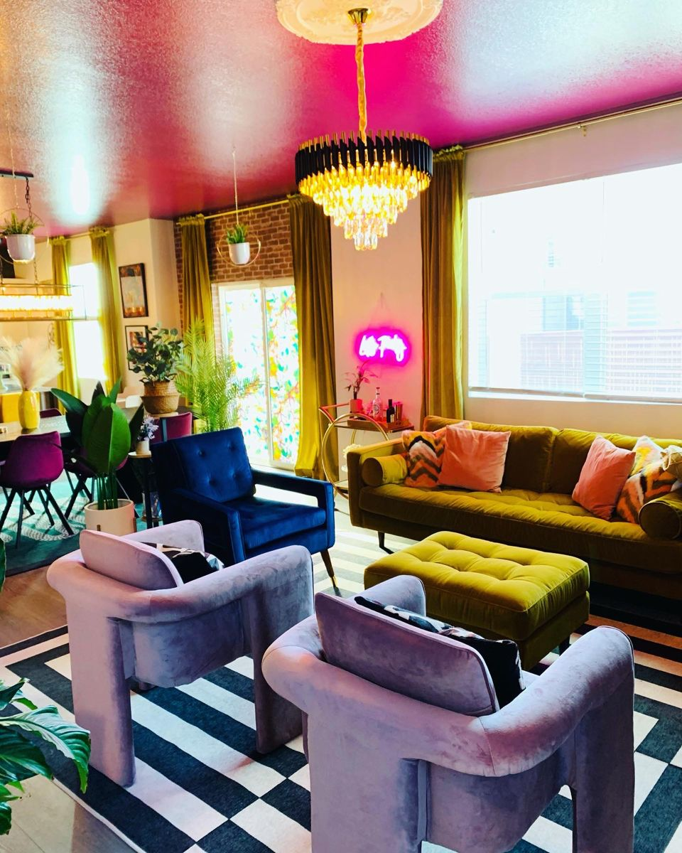 18 Ways We're Living With Viva Magenta — Appliance Rescue Service