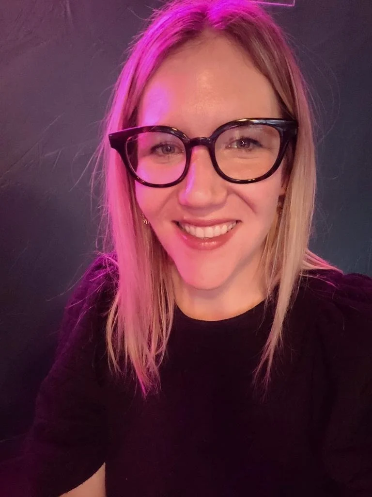 About — Emily Larsen