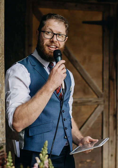 A Stand-up Celebrant - Melbourne Weddings