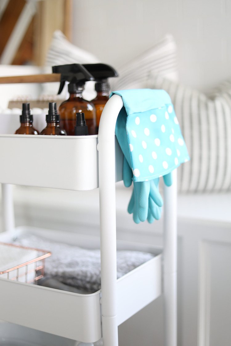 How to Create A Cleaning Caddy — simplifrey
