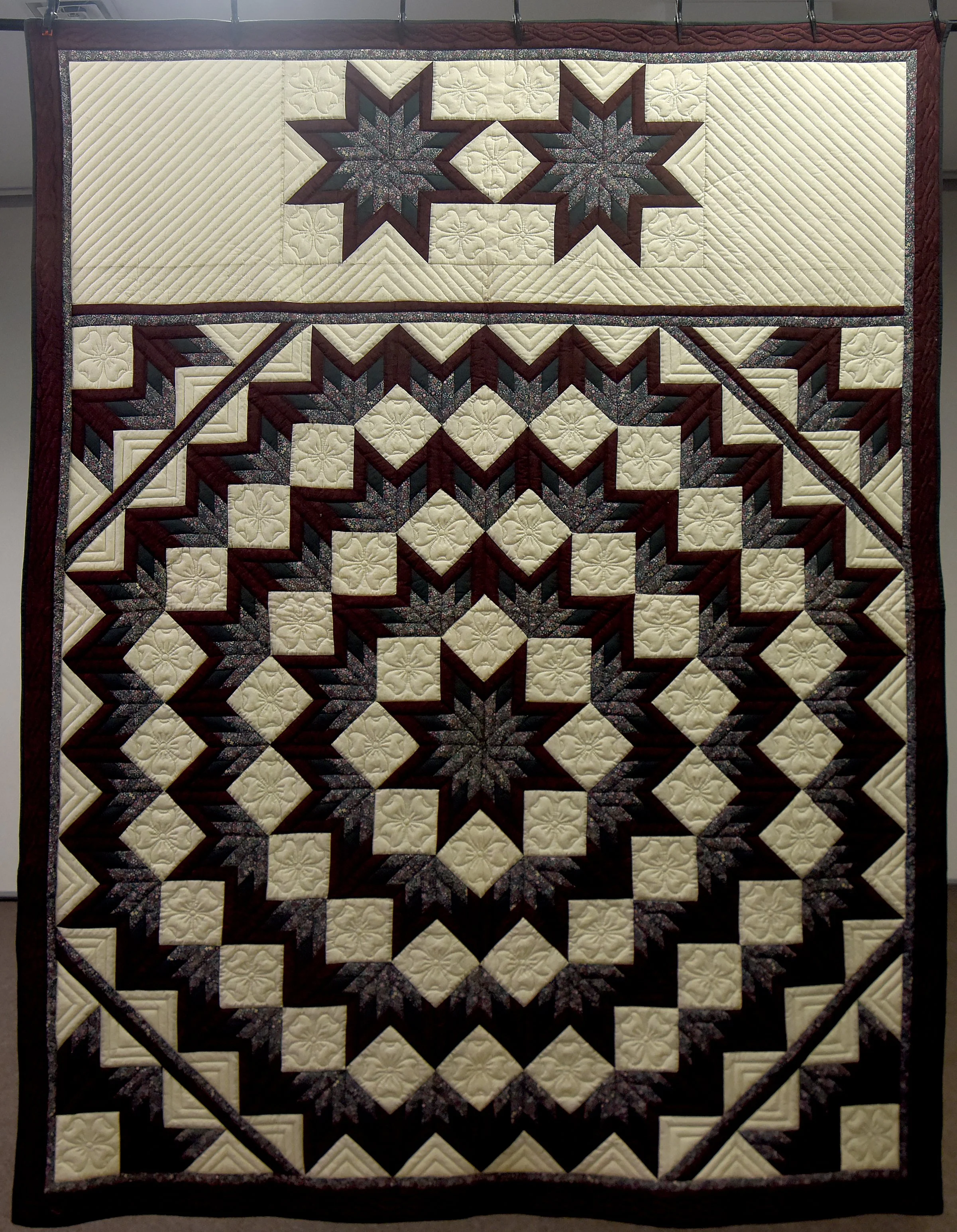 Quilt Auction — Michiana Mennonite Relief Sale