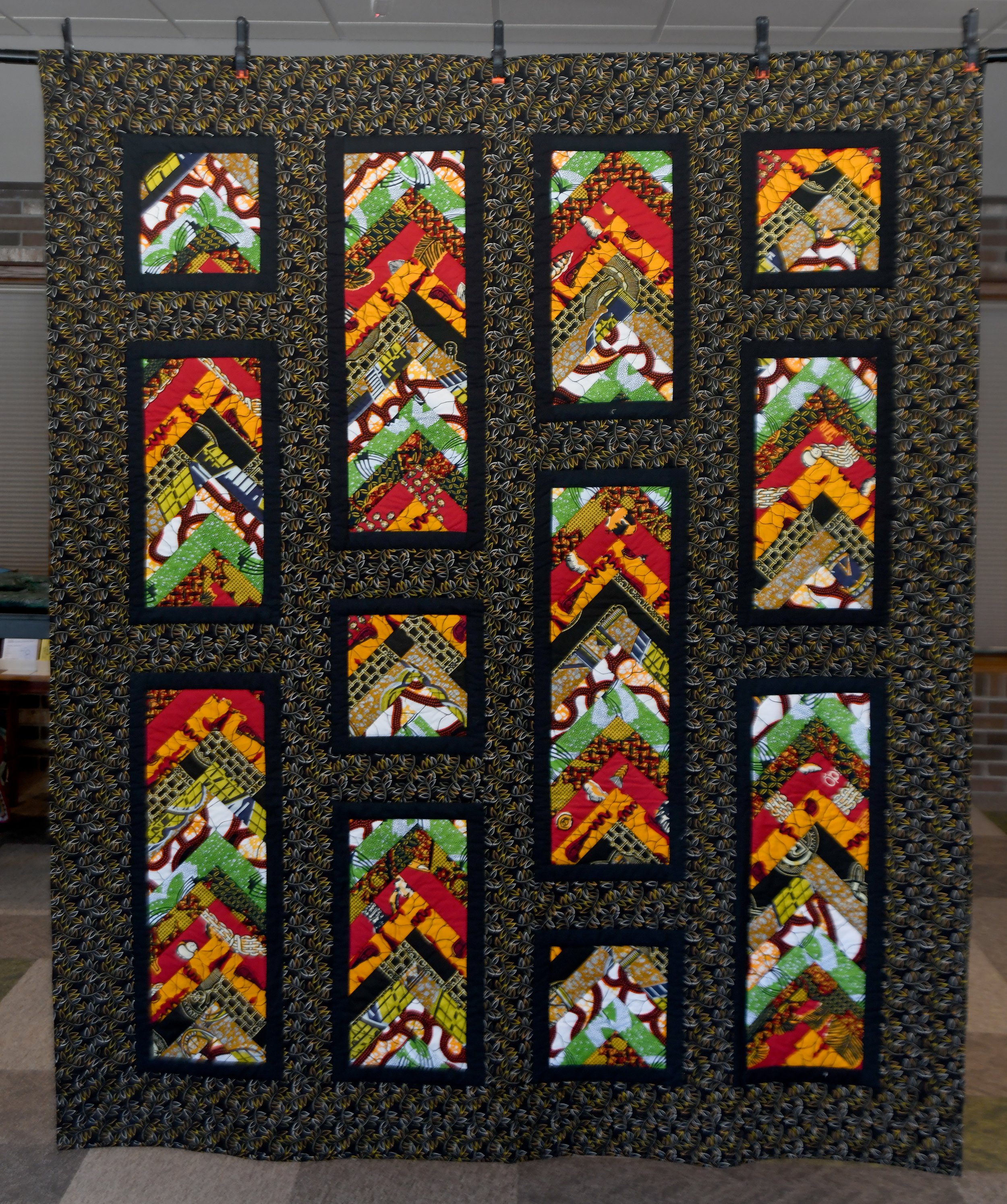 Quilt Auction — Michiana Mennonite Relief Sale