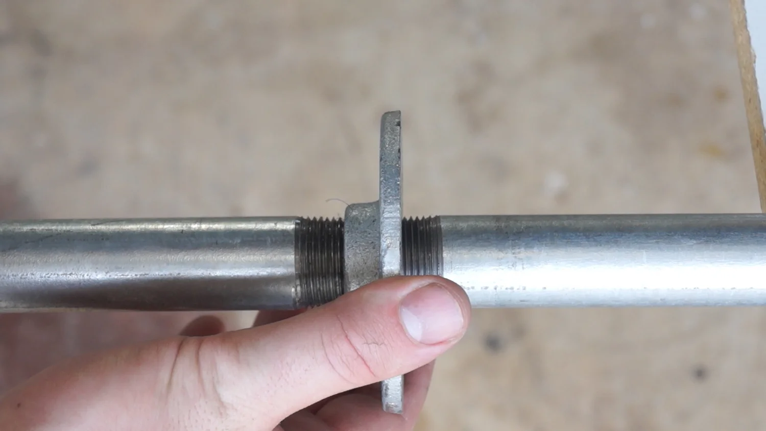 DIY INDUSTRIAL PIPE HALL STAND — Modern Builds