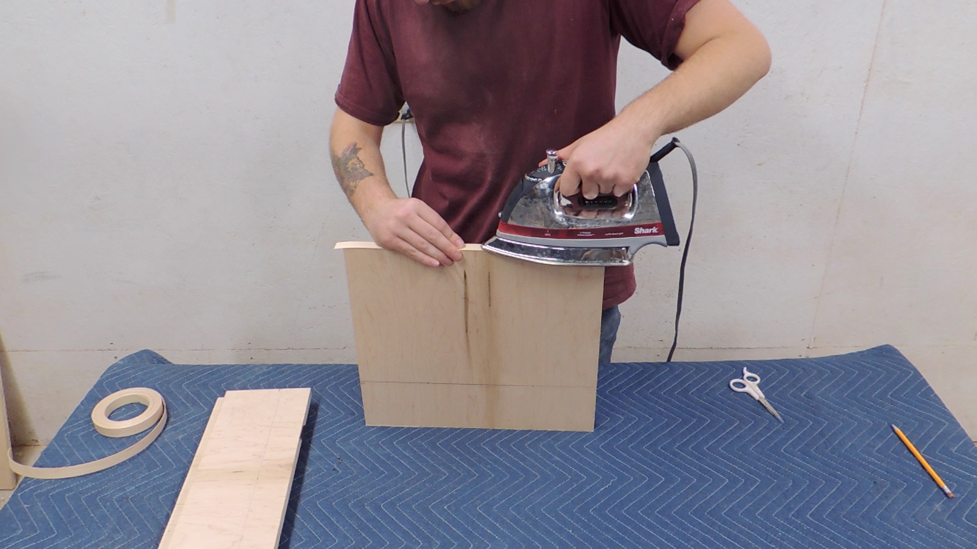 DIY PLATFORM BENCH WITH BUILT IN SIDE TABLE — Modern Builds