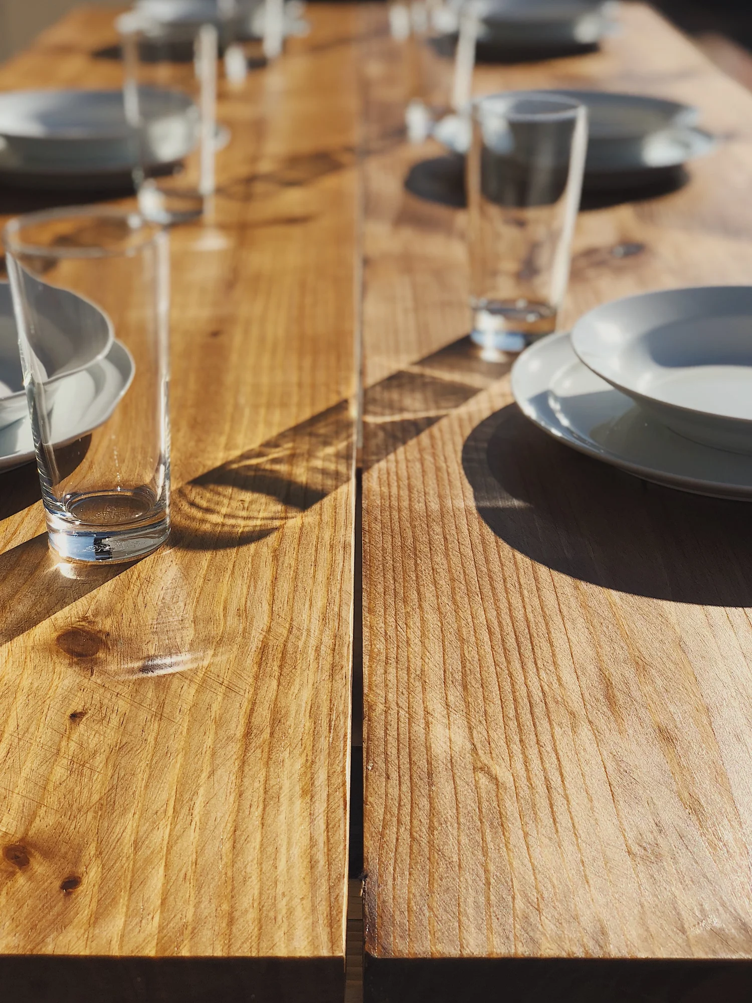SPLIT TOP DINING TABLE — Modern Builds