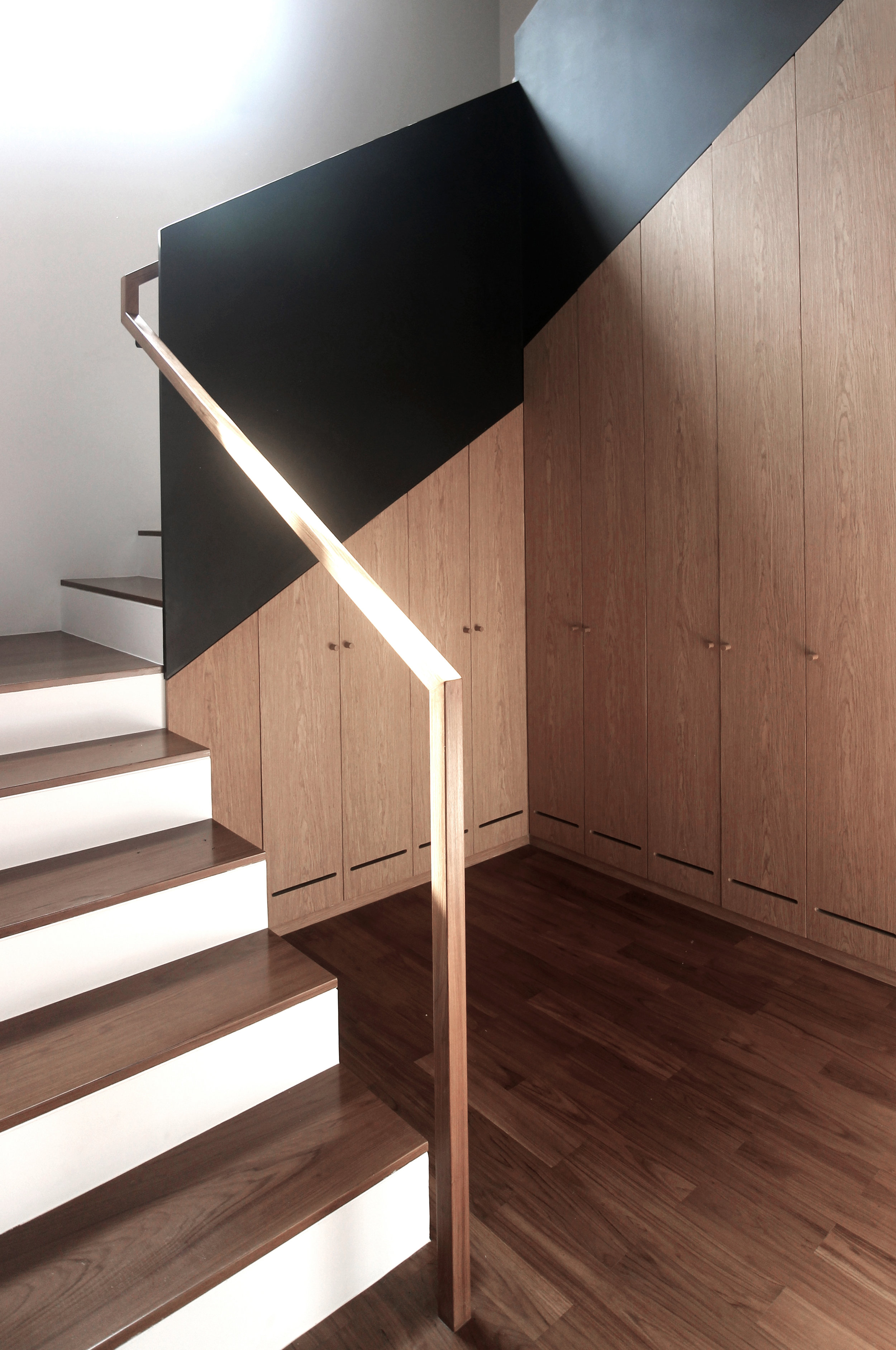 BDR RESIDENCE — NITAPROW