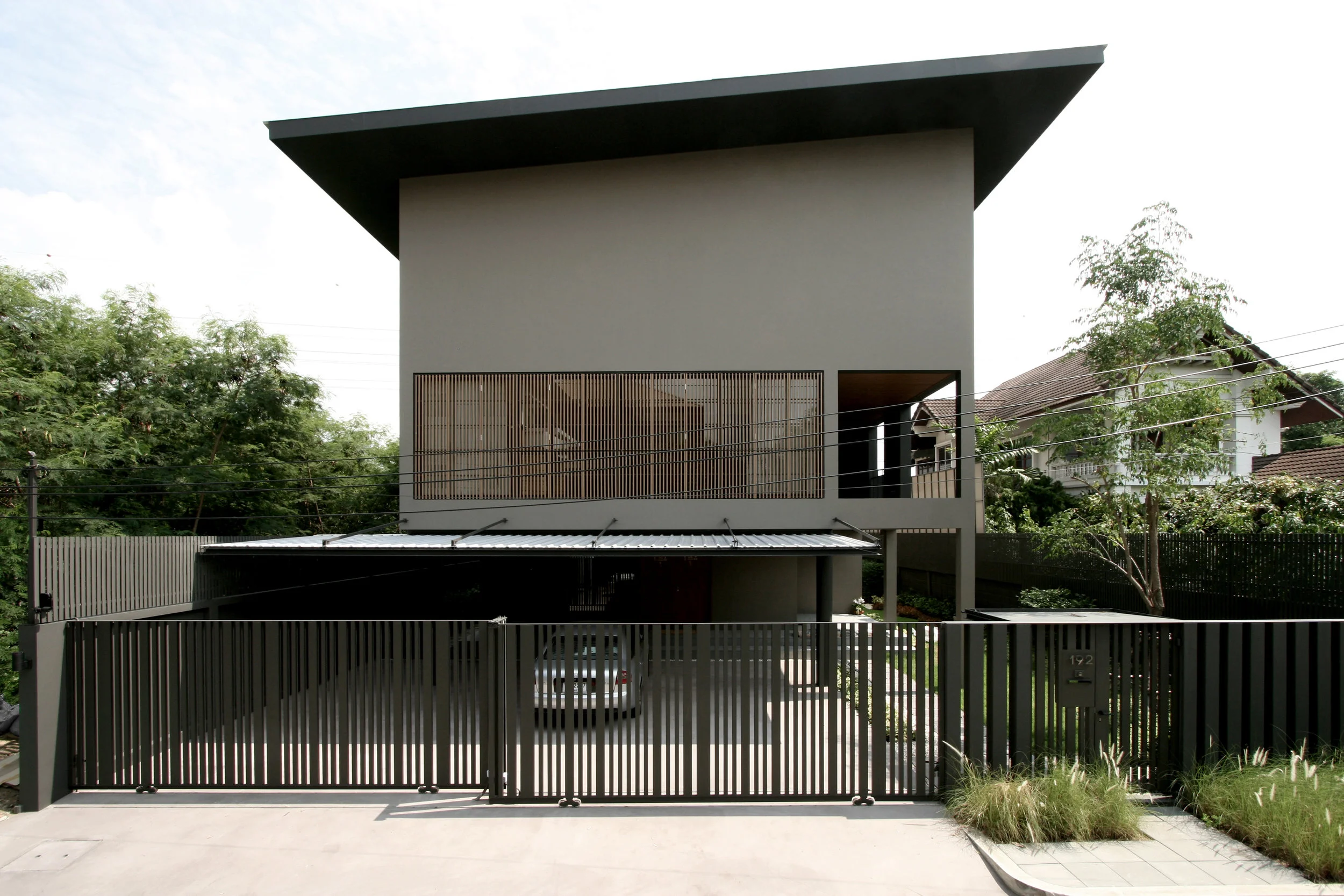 BDR RESIDENCE — NITAPROW