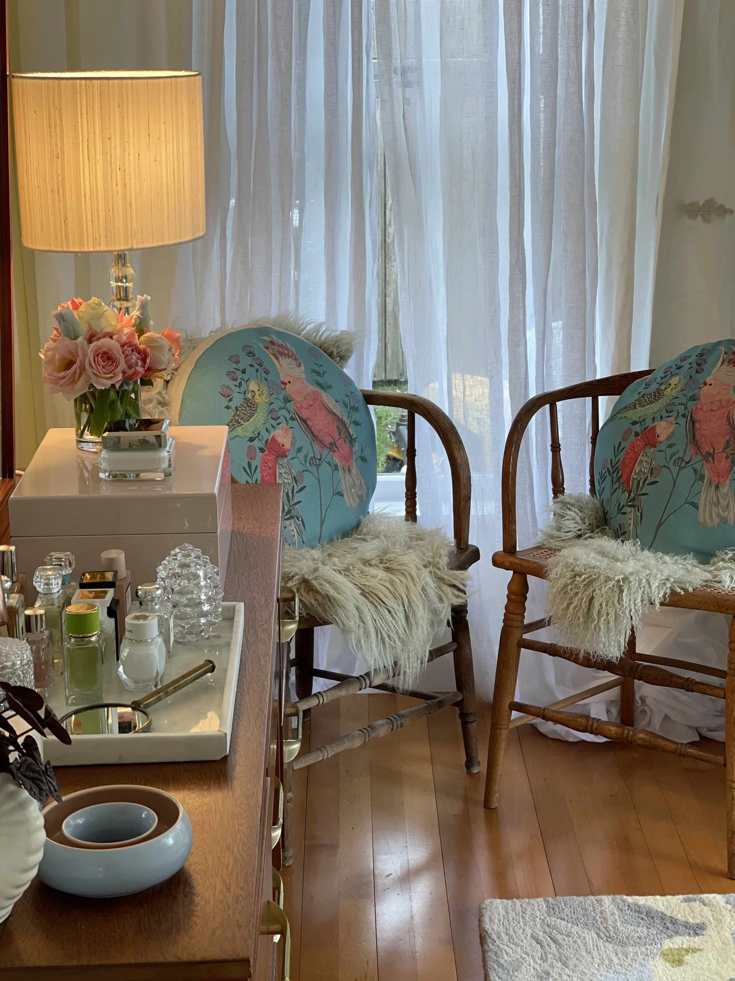 How to create a feminine dressing room in a spare room - BeautyEQ