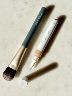 Brightening Undereye Concealer for Dark Circles and Tired Eyes - BeautyEQ