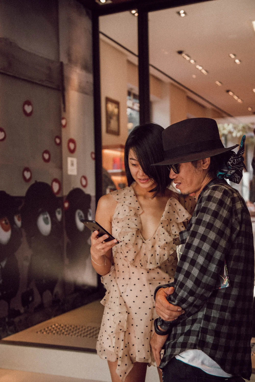 Hermès at Work Windows with Thai Graffiti artist Mue Bon — MUSINGS OF LI CHI PAN