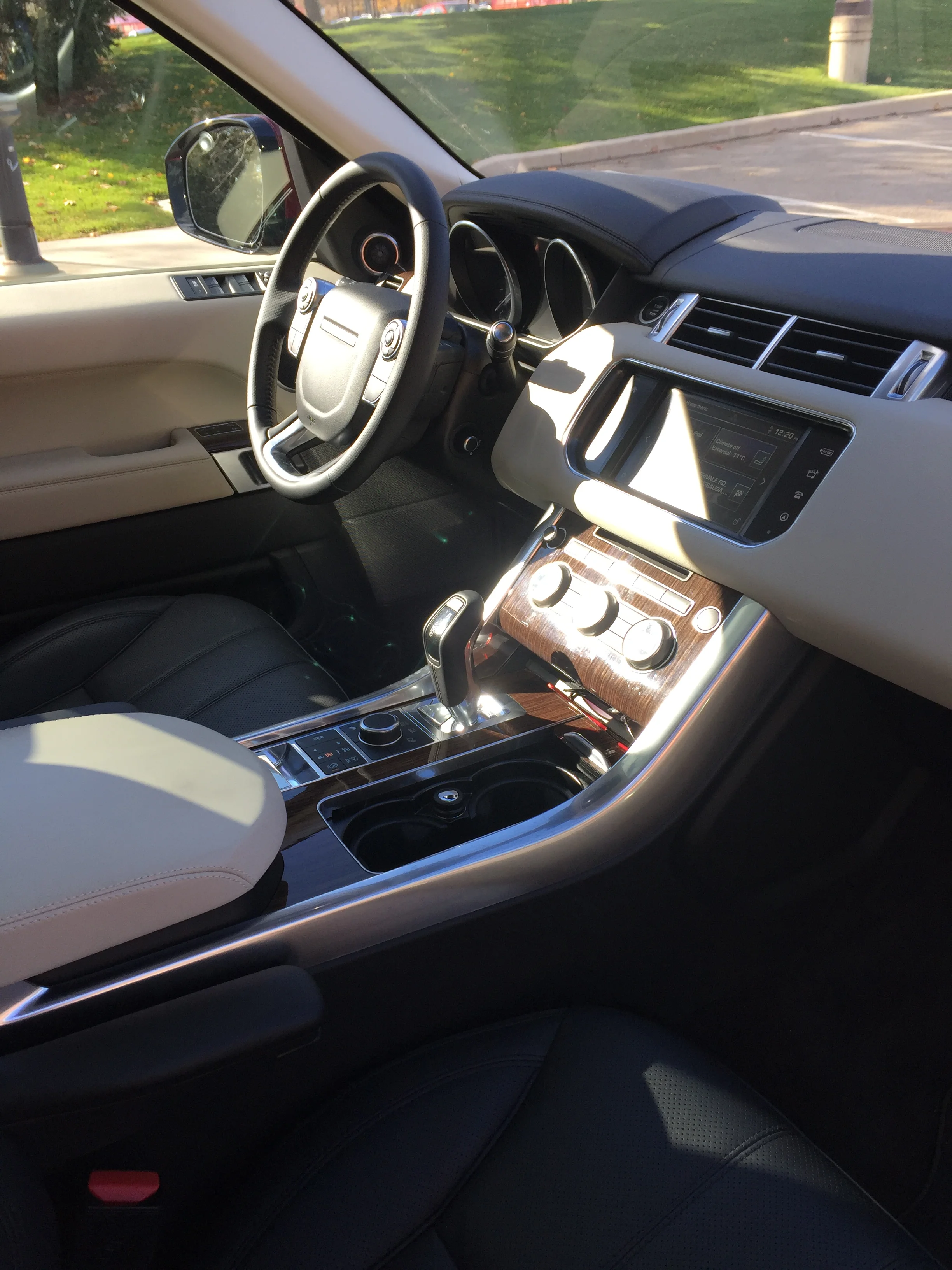 2016 Range Rover Sport Diesel HSE — Modern Mississauga Media