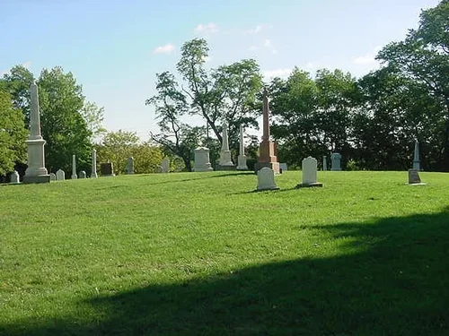 The history of Mississauga's Streetsville Memorial Cemetery — Modern ...