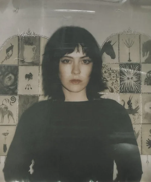 About — Laura Benson