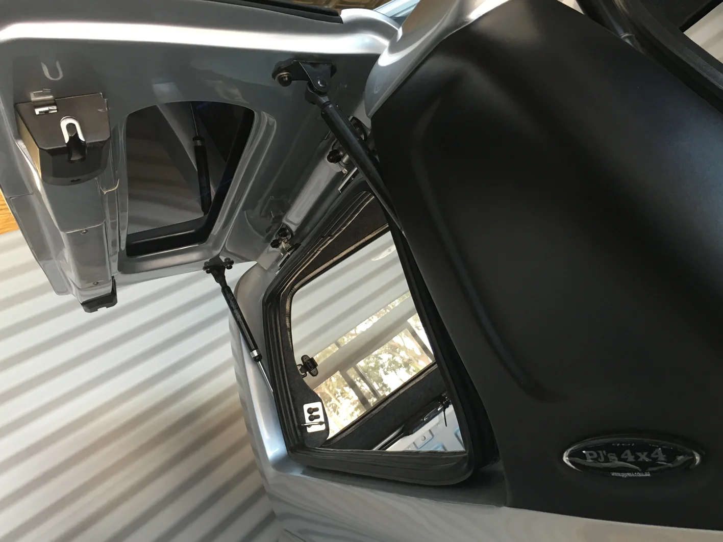 TwentyTen Canopy | Central Locking Canopy