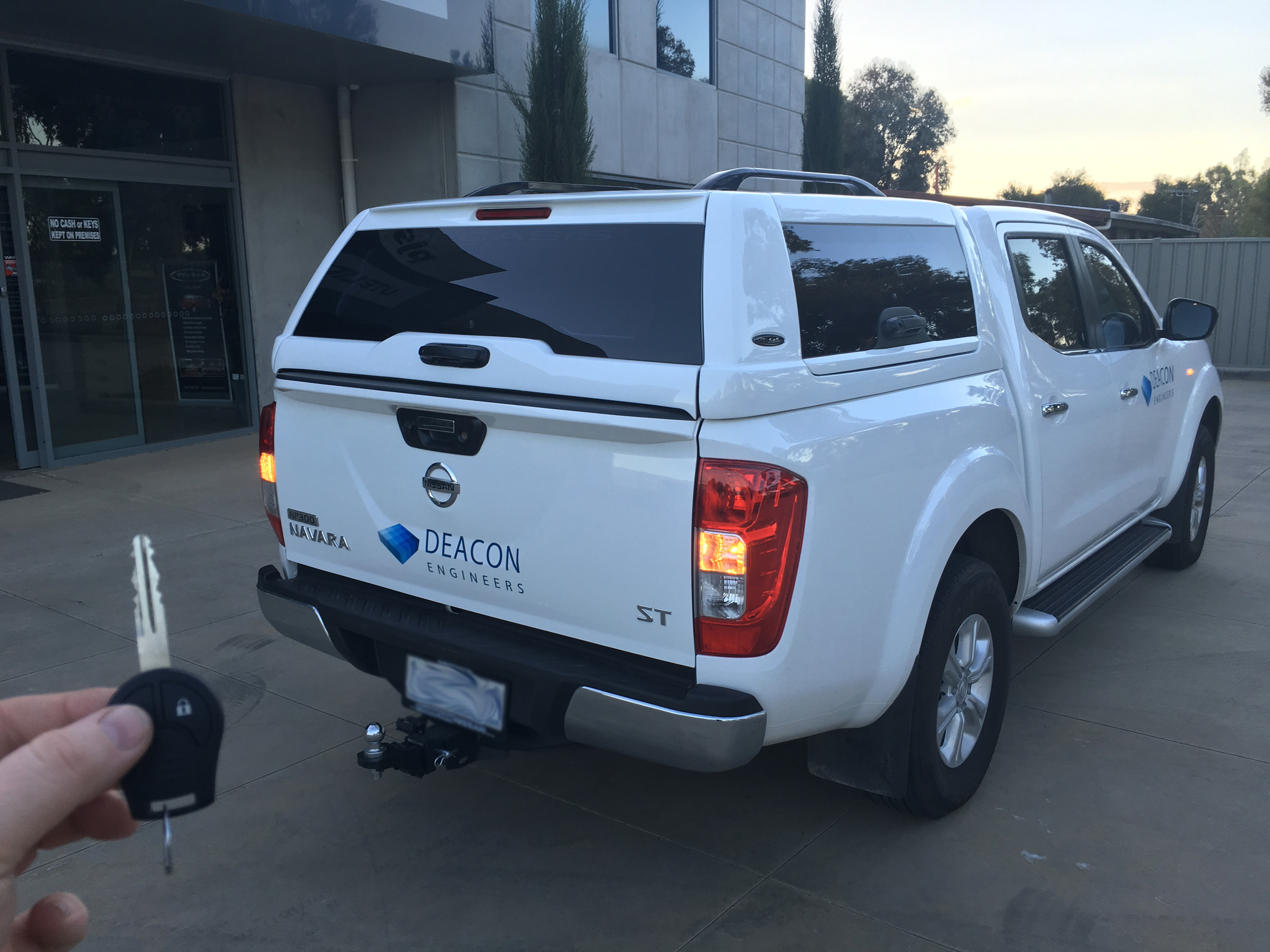 Nissan Navara TwentyTen Canopy