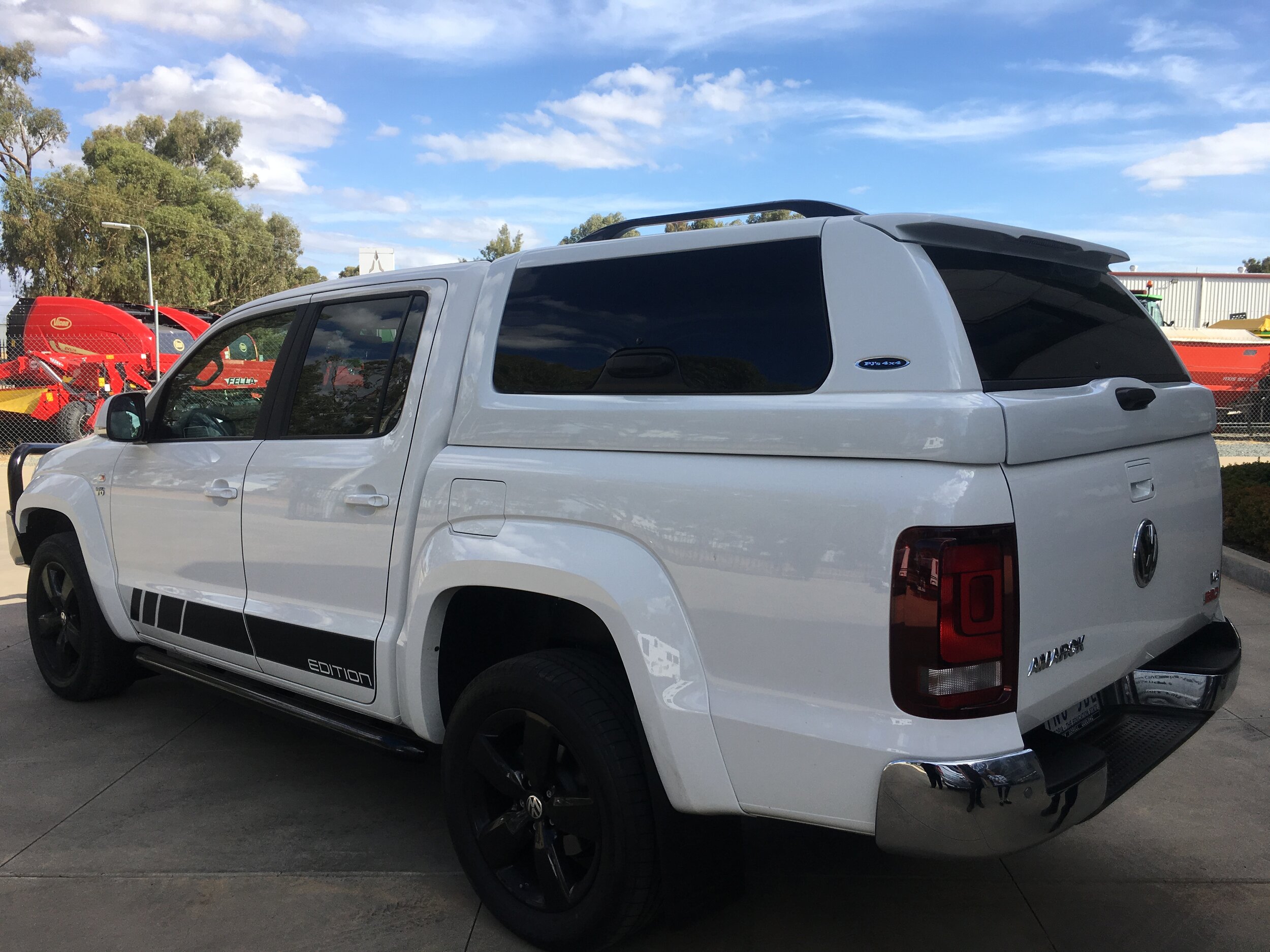 Volkswagen Amarok Canopy ELITE | PJ's 4x4