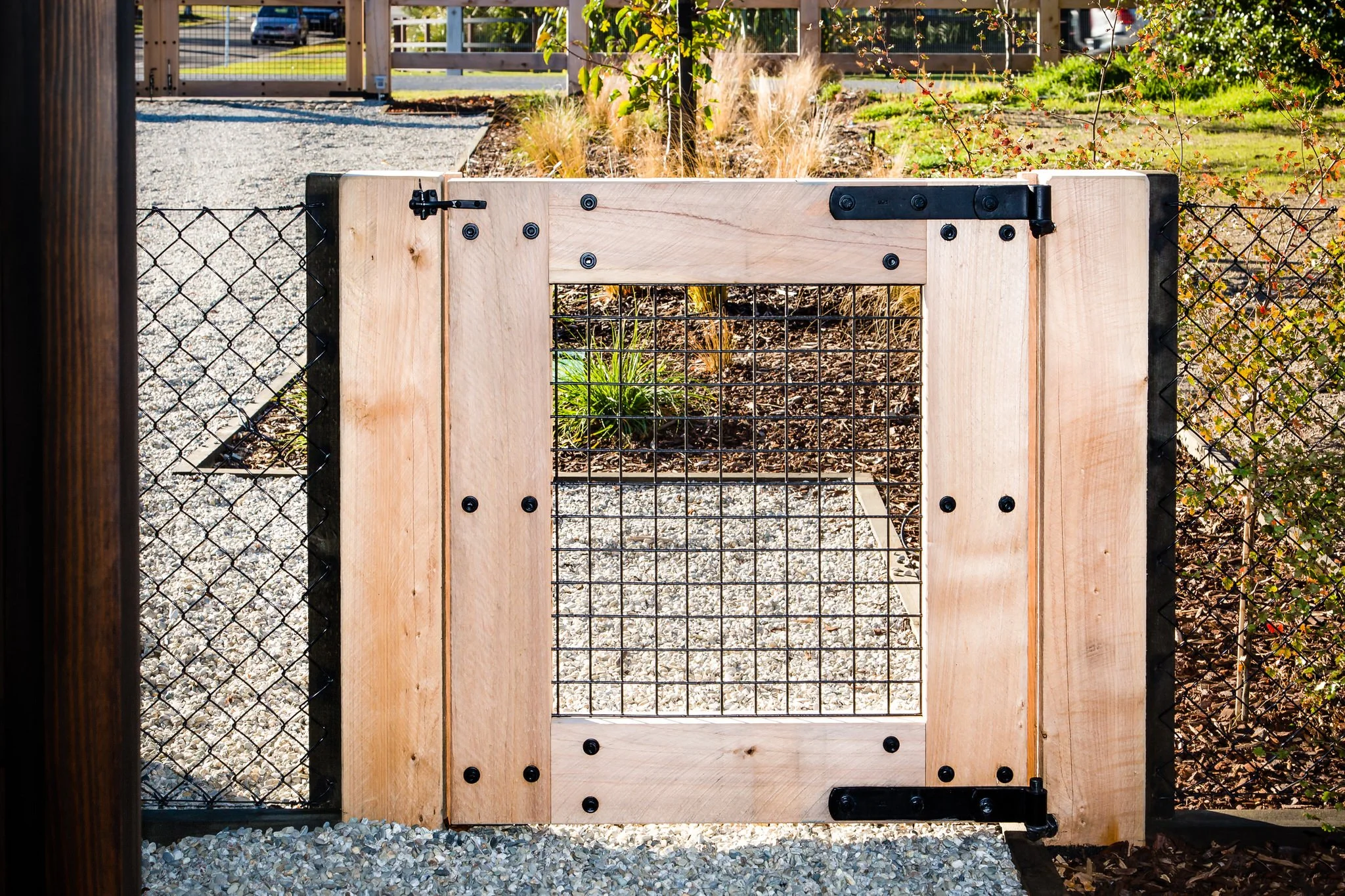 Alpine Fencing | Product Photography — Fluidphoto Ruth Brown