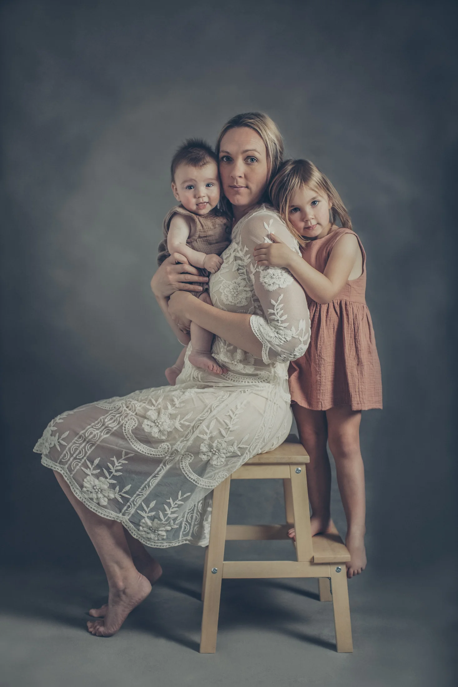 ABOUT — Geelong Portrait Photographer: Sally McCann Photographer