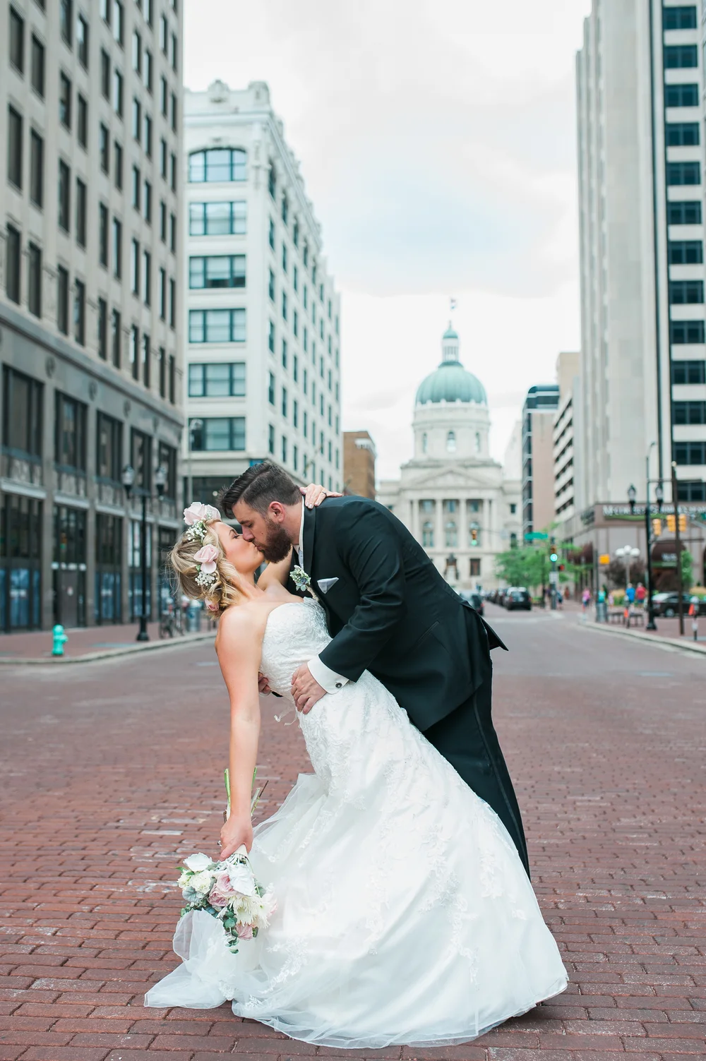 Josh and Devan: A Downtown Indianapolis Wedding — Kristen Bowen Photography