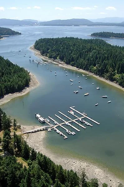 Marina — Telegraph Harbour Marina