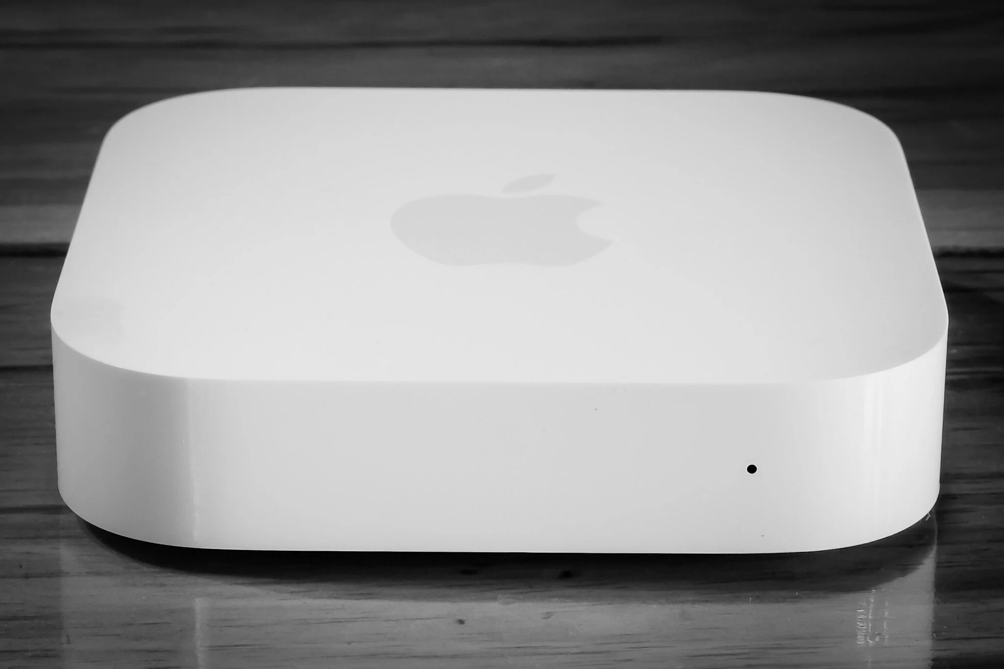 Apple should re-enter the wireless router market — Niklas Rosenberg