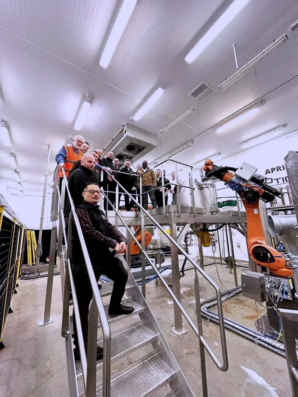 Fenceless robotic packing solutions for food manufacturers | OAL — OAL ...