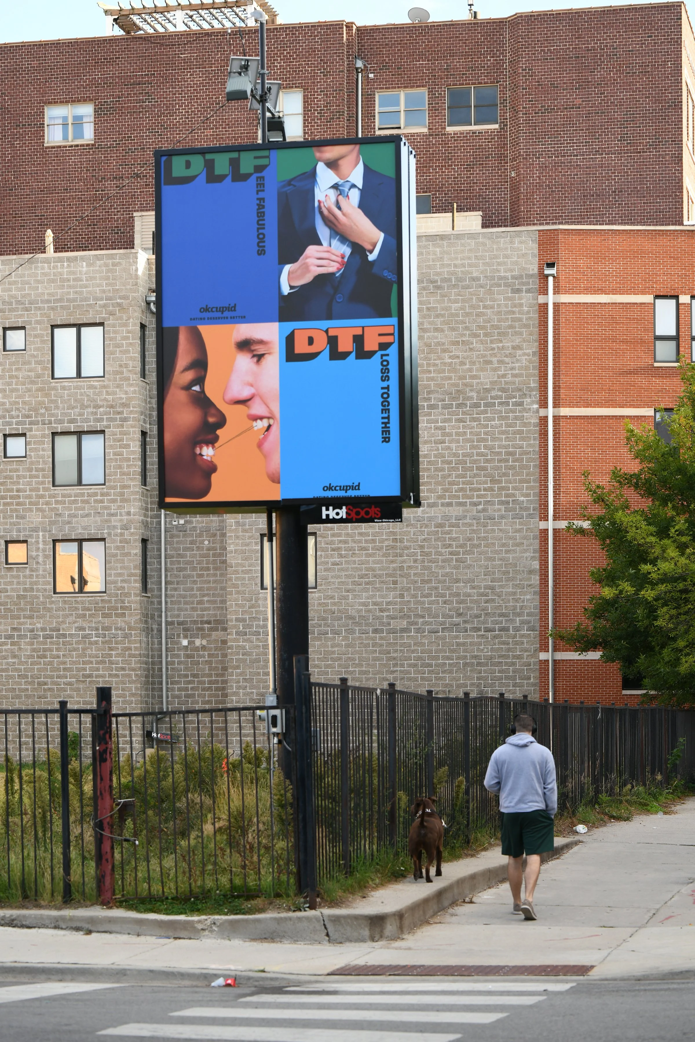 Cost and Locations of Billboards in Old Town, Chicago — Chicago Billboards & Outdoor Advertising ...