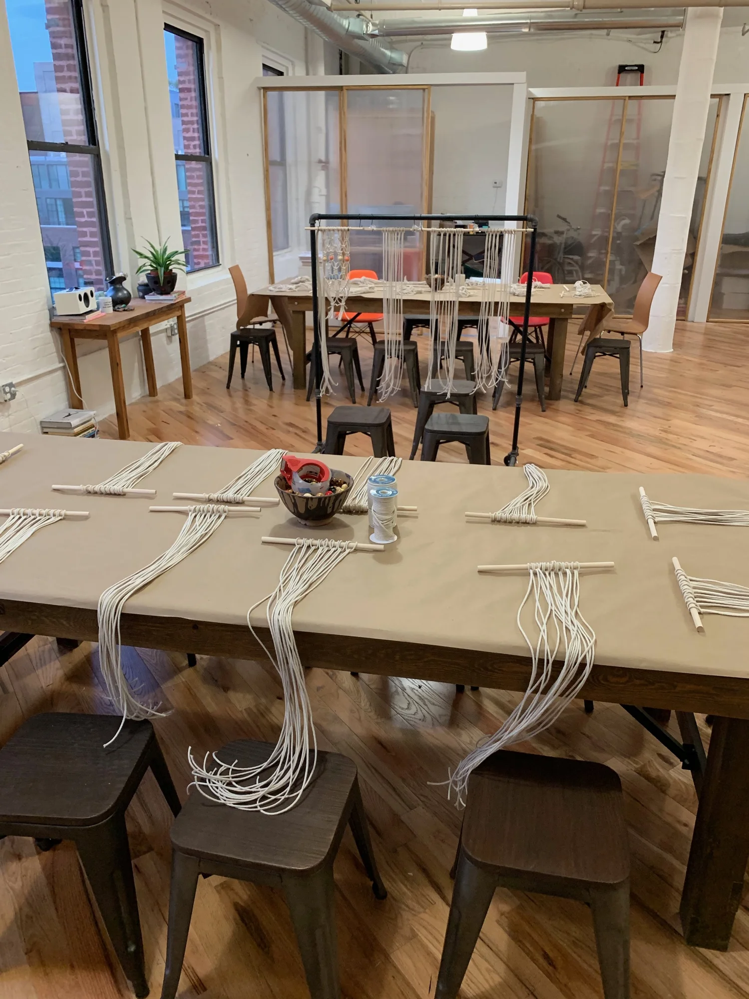 Easy Macramé Wall Hanging Project for Kids — Distill Creative